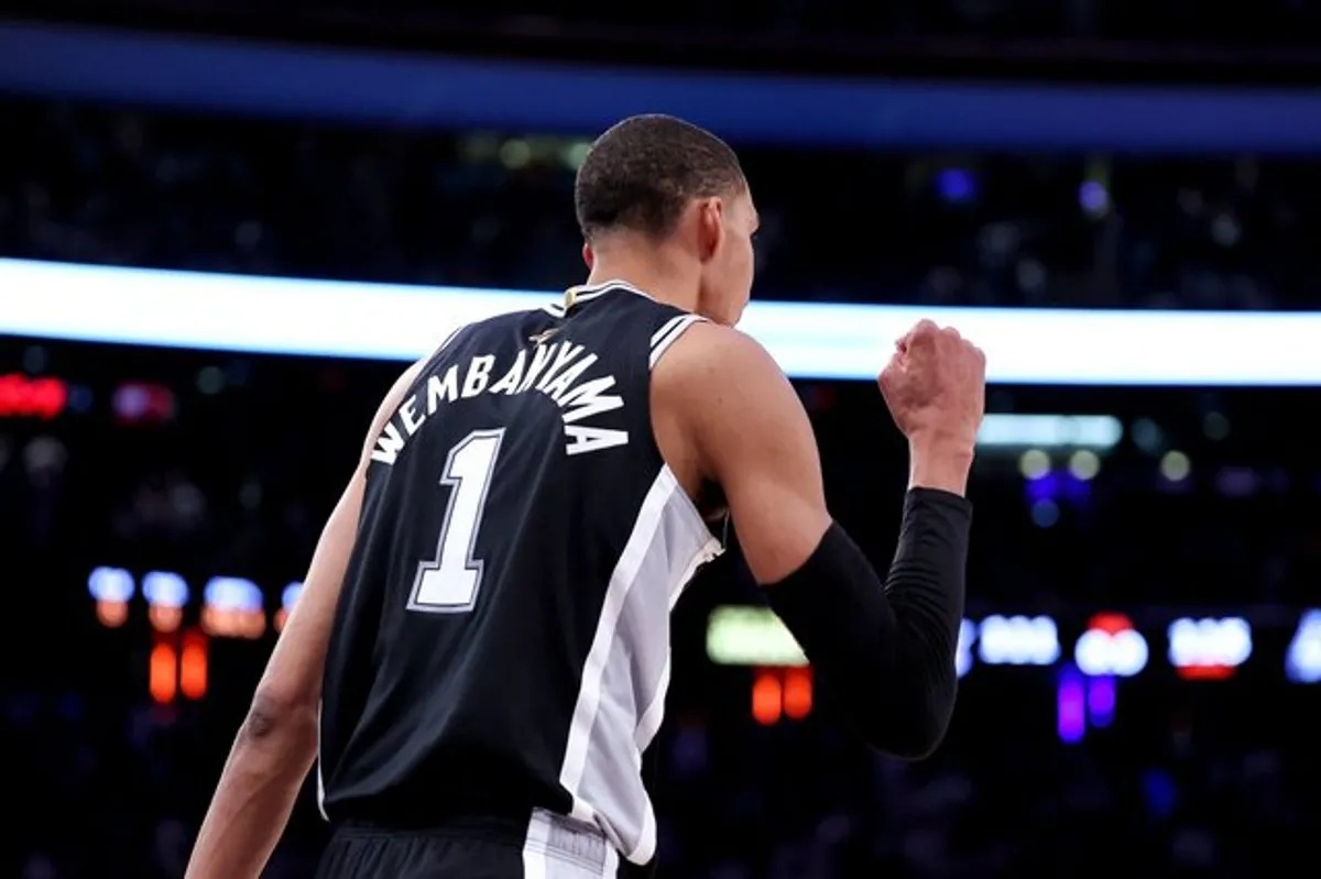 Wembanyama sparks Spurs past Knicks in NBA Finals as Trump booed | ABS ...