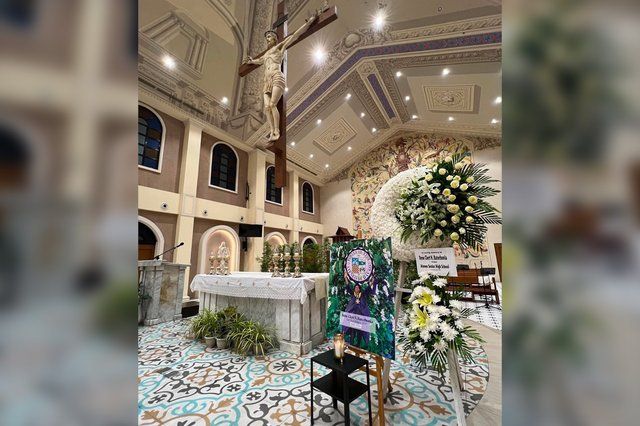 'Welcome home, Bobet': Rene Baterbonia’s remains arrive in Davao | ABS ...